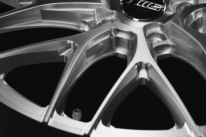 Mercedes-Benz G-Class Ultimate Wheels AMG G63専用フェイスと 細部のこだわりが生み出す造形美 ...