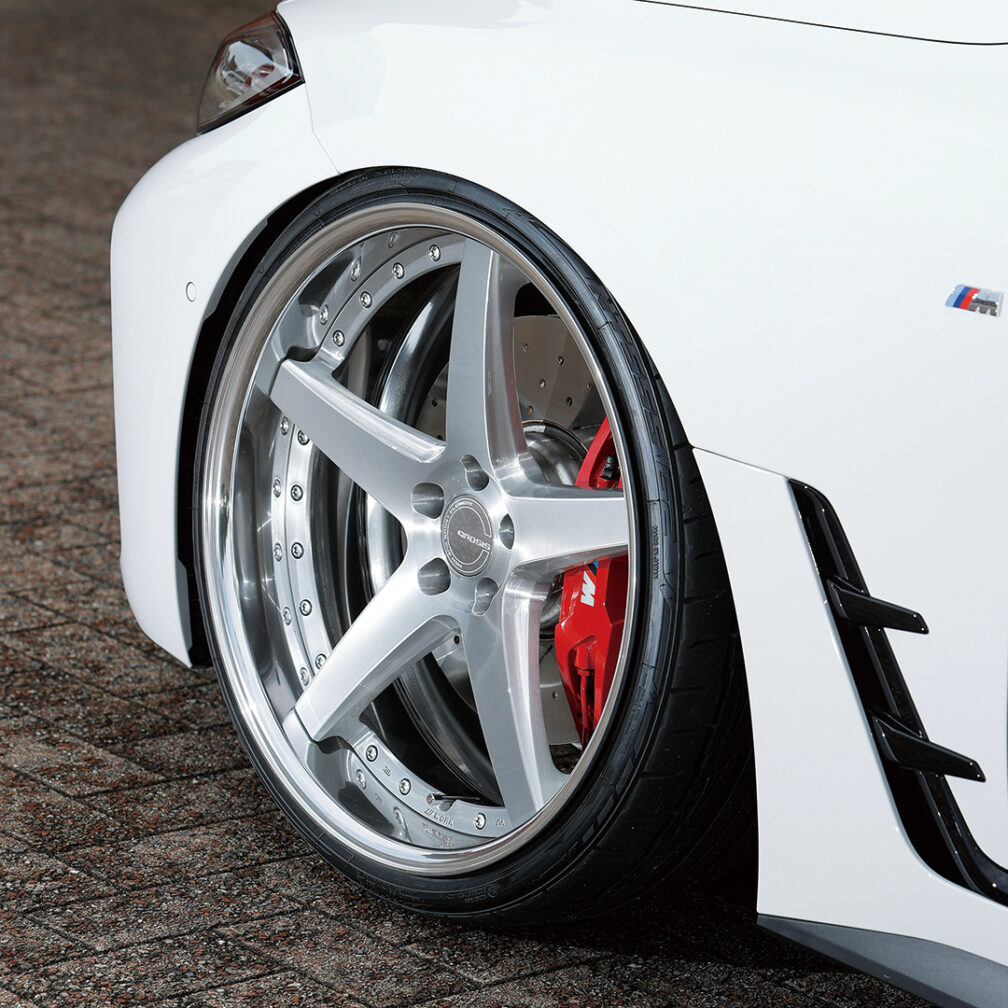 GERMANCARS Ultimate Wheels GNOSIS CVF グノーシス・シーブイエフ／5スポークの持つ優雅さと疾走感を兼ね備える【WORK】｜German Cars（ジャーマンカーズ）