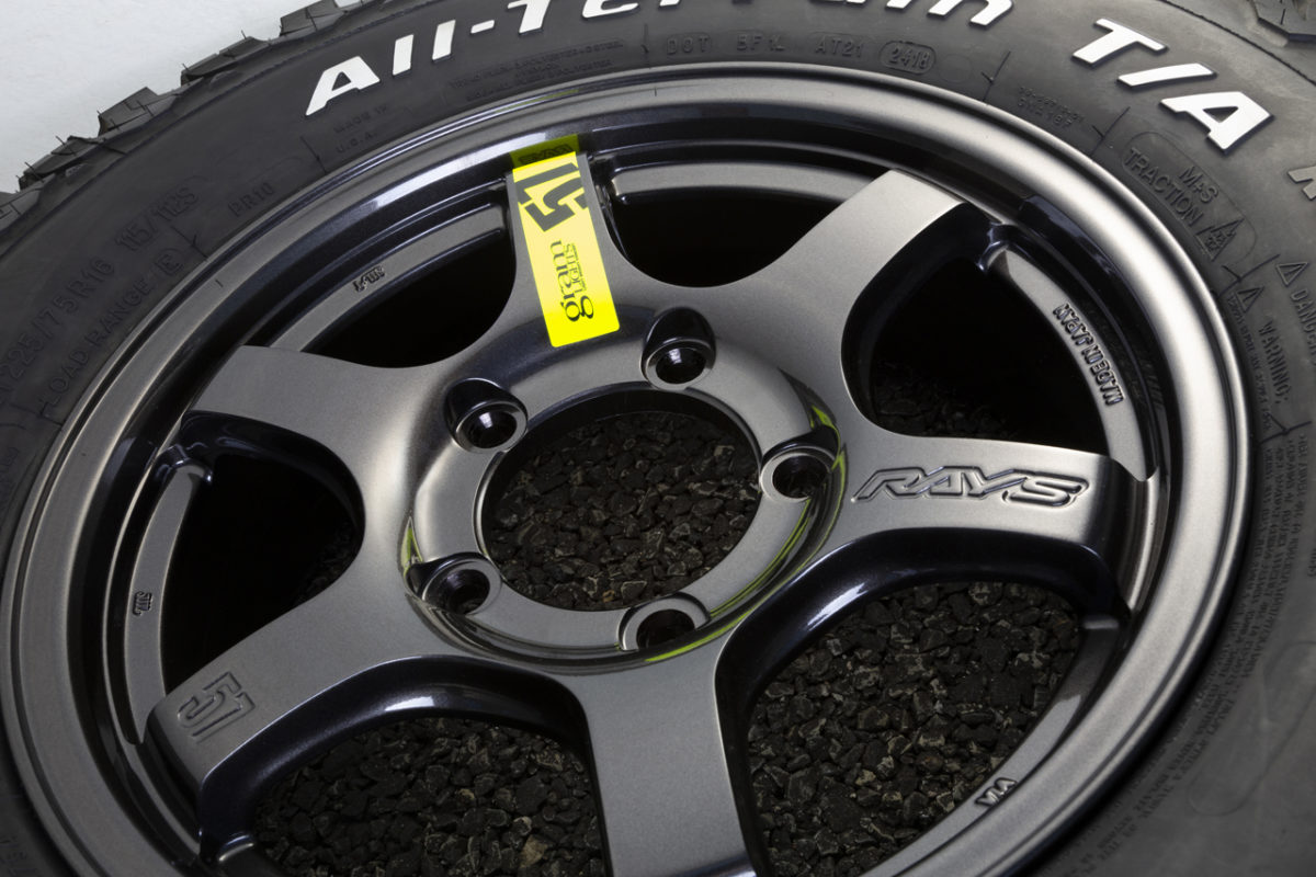 「RAYS」軽量と高剛性を極めた最高峰・鋳造性の刺客！｜LETS GO 4WD WEB