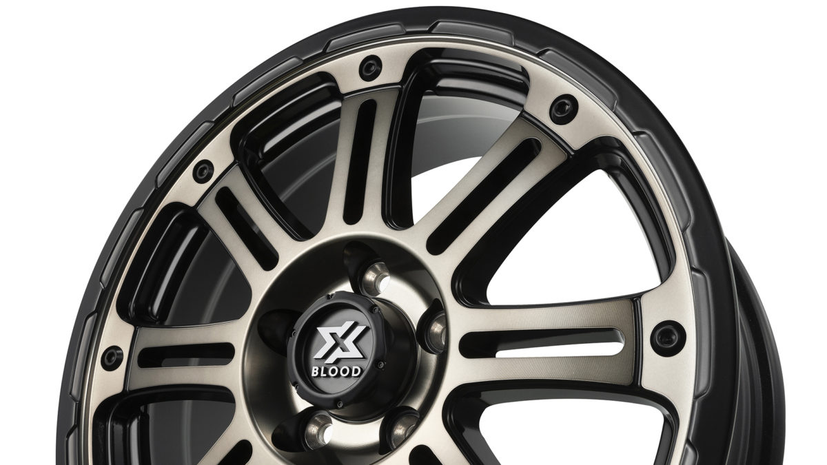 「COSMIC」SUVの厚みのあるボディに負けない足もとを演出する「X BLOOD XB01」｜LETS GO 4WD WEB