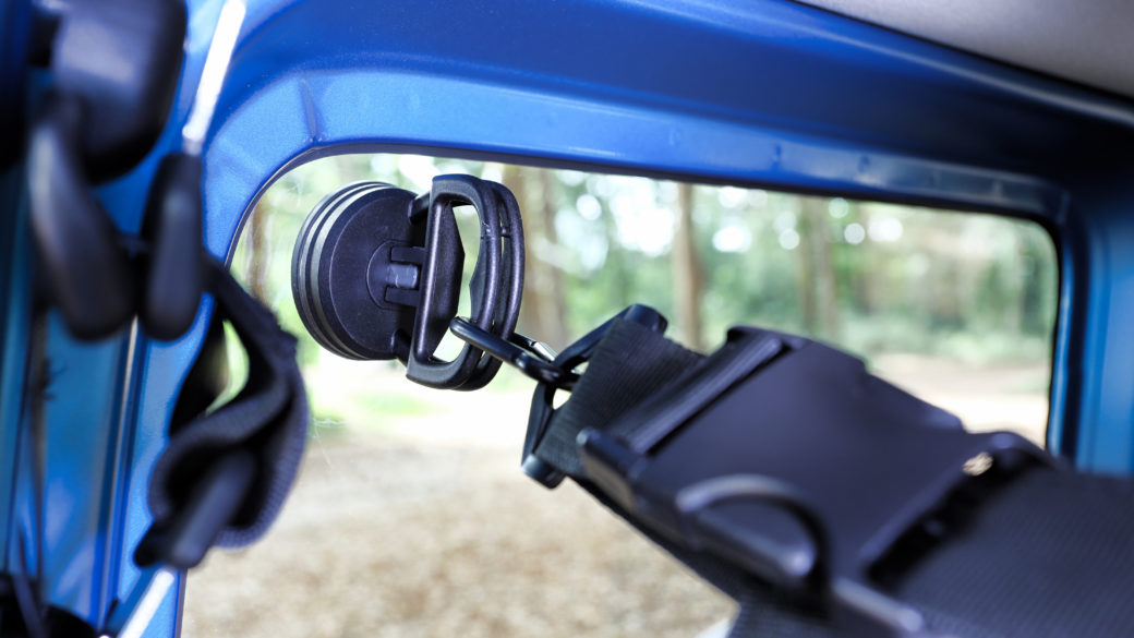 【EXEA】ジムニー＆ジムニーシエラの弱点を補う便利なアイテムを開発！性能・機能美を堪能｜LETS GO 4WD WEB