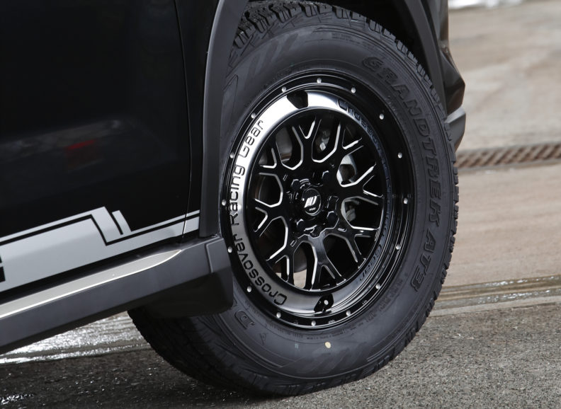 【WORK】CRAGブランド初のコンパクトSUV向け最新モデル「CRAG CKV」｜LETS GO 4WD WEB