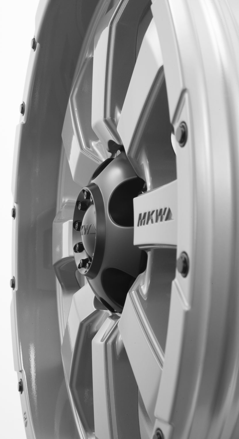 【MKW】MK-46の印象を激変する精悍さとミリタリー感！MKW ホイールの可能性を示したカラー：ヘルキャット「MK-46」｜LETS GO 4WD WEB