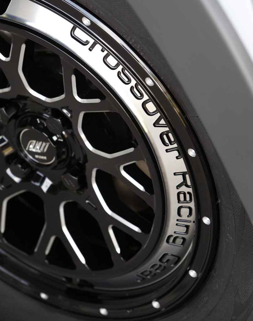 【WORK】CRAGブランド初のコンパクトSUV向け最新モデル「CRAG CKV」｜LETS GO 4WD WEB
