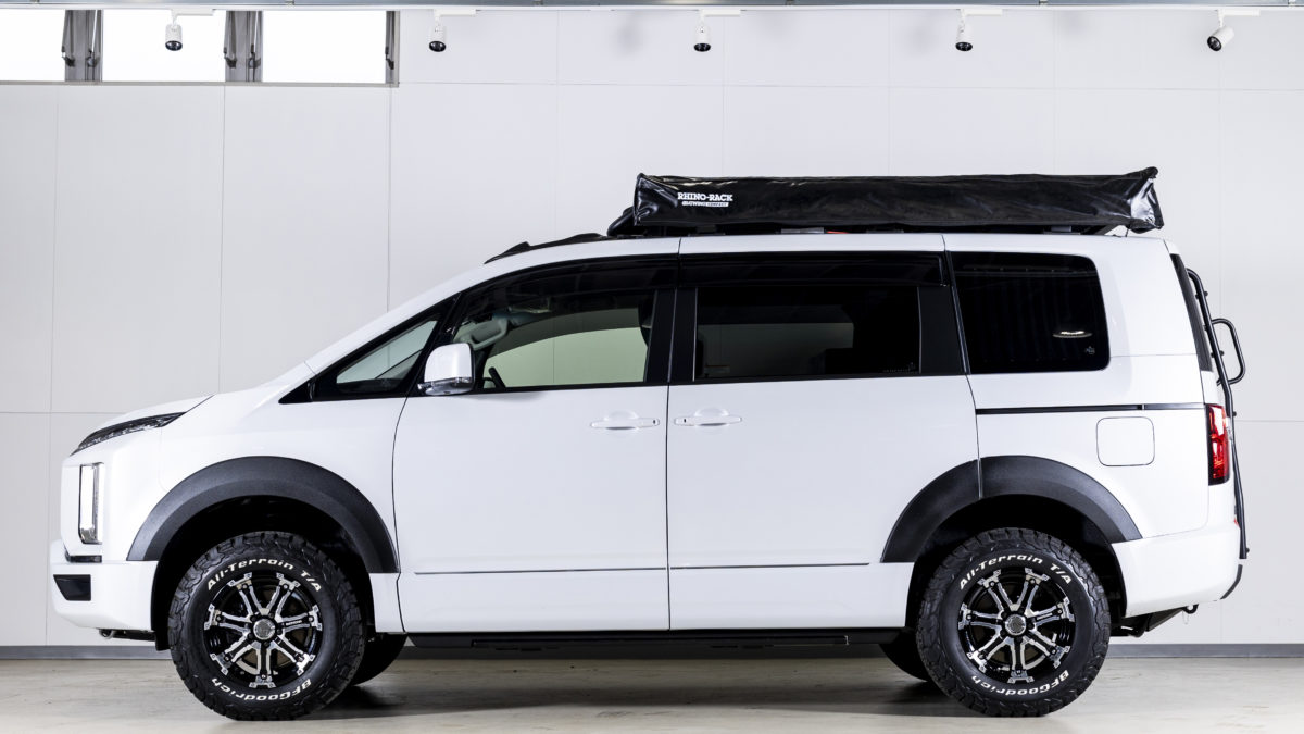【RAYS】車種をデリカD:5に限定したからこそ可能なディープリムシルエット「TEAM DAYTONA FDX-D」｜LETS GO 4WD WEB