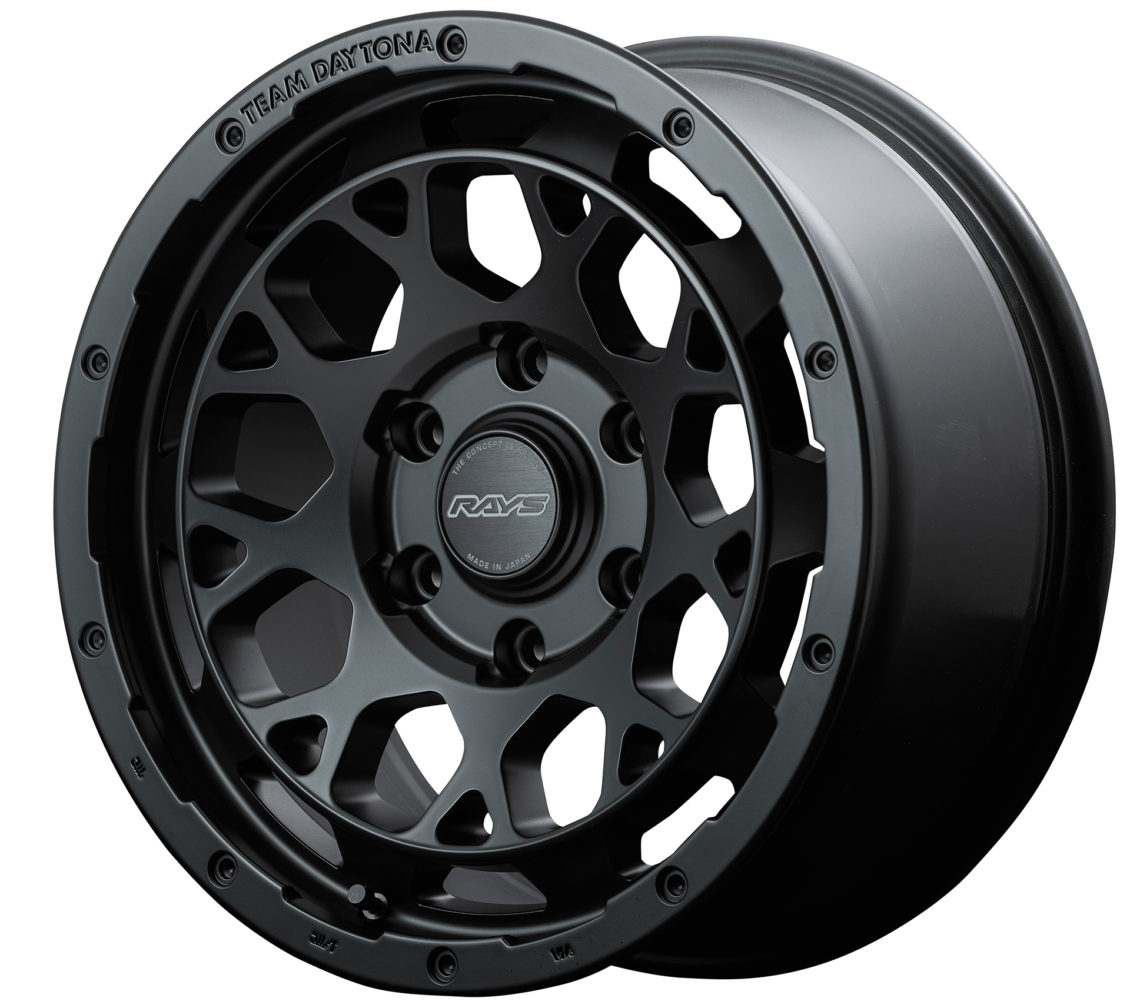 【RAYS】車種専用設計で生み出す〝デリカD:5スタイル〞「TEAM DAYTONA D207」｜LETS GO 4WD WEB