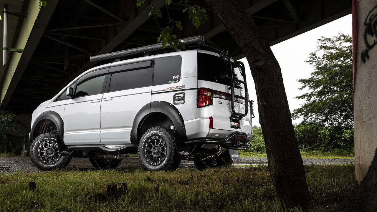 【MKW】ビードロックと見間違うほどにリアルで力強さを感じられるホイール「M204」｜LETS GO 4WD WEB