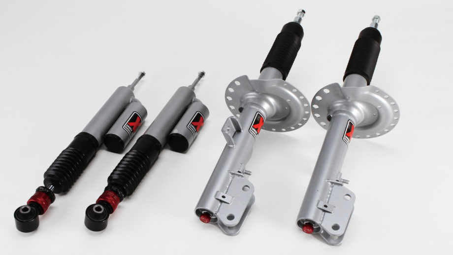 【X-Fang】ストリートに特化した〝走り重視〟のスタイリングは唯我独尊の個性！｜LETS GO 4WD WEB