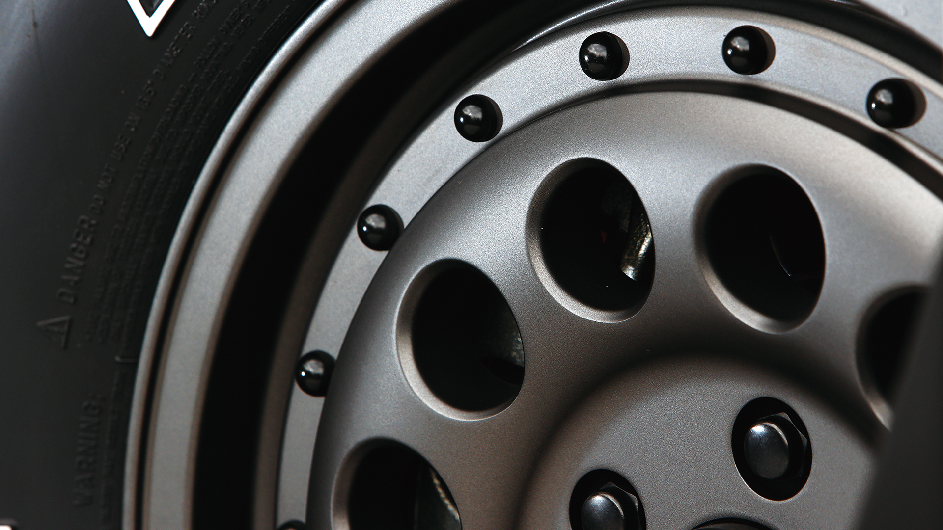 【MLJ】注目のXJラギッドに待望の16インチが登場「XTREME-J RUGGED」｜LETS GO 4WD WEB