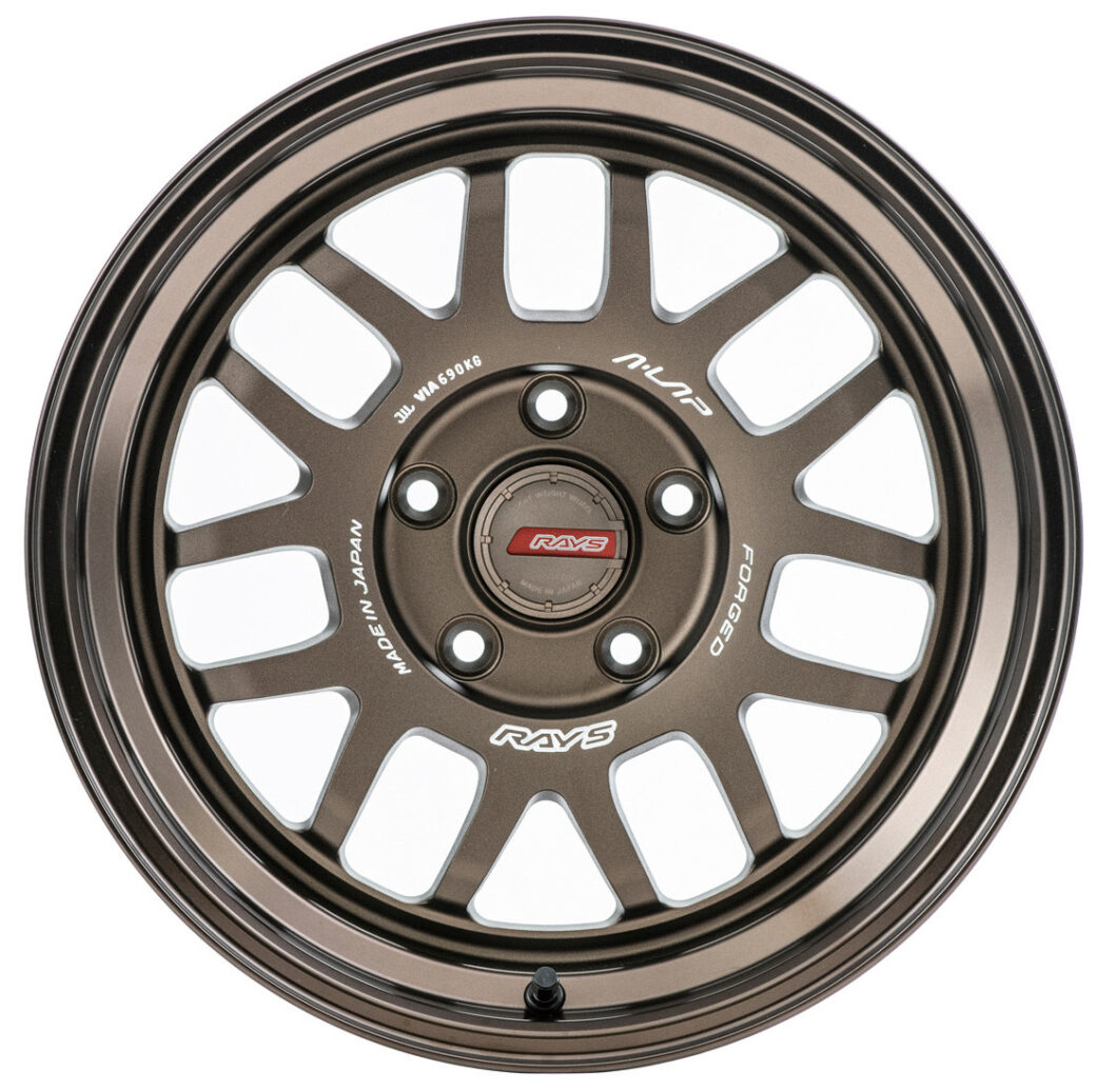 【RAYS】〝鍛造〟がもたらす軽さと堅牢性は〝OFFタイヤ装着車にこそメリット「A・LAP‐07X」｜LETS GO 4WD WEB