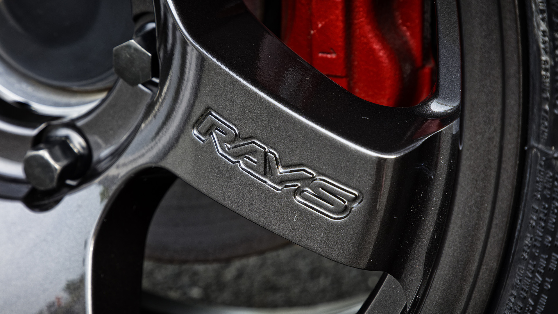 【RAYS】16、17、18の3サイズでカスタムの幅を広げる「gramLIGHTS 57DR‐X」｜LETS GO 4WD WEB