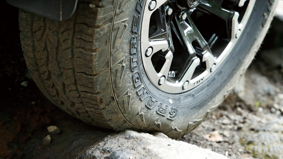 【DUNLOP】本格オールラウンダーの実力をさらにブラッシュアップ「GRANDTREK AT5」｜LETS GO 4WD WEB