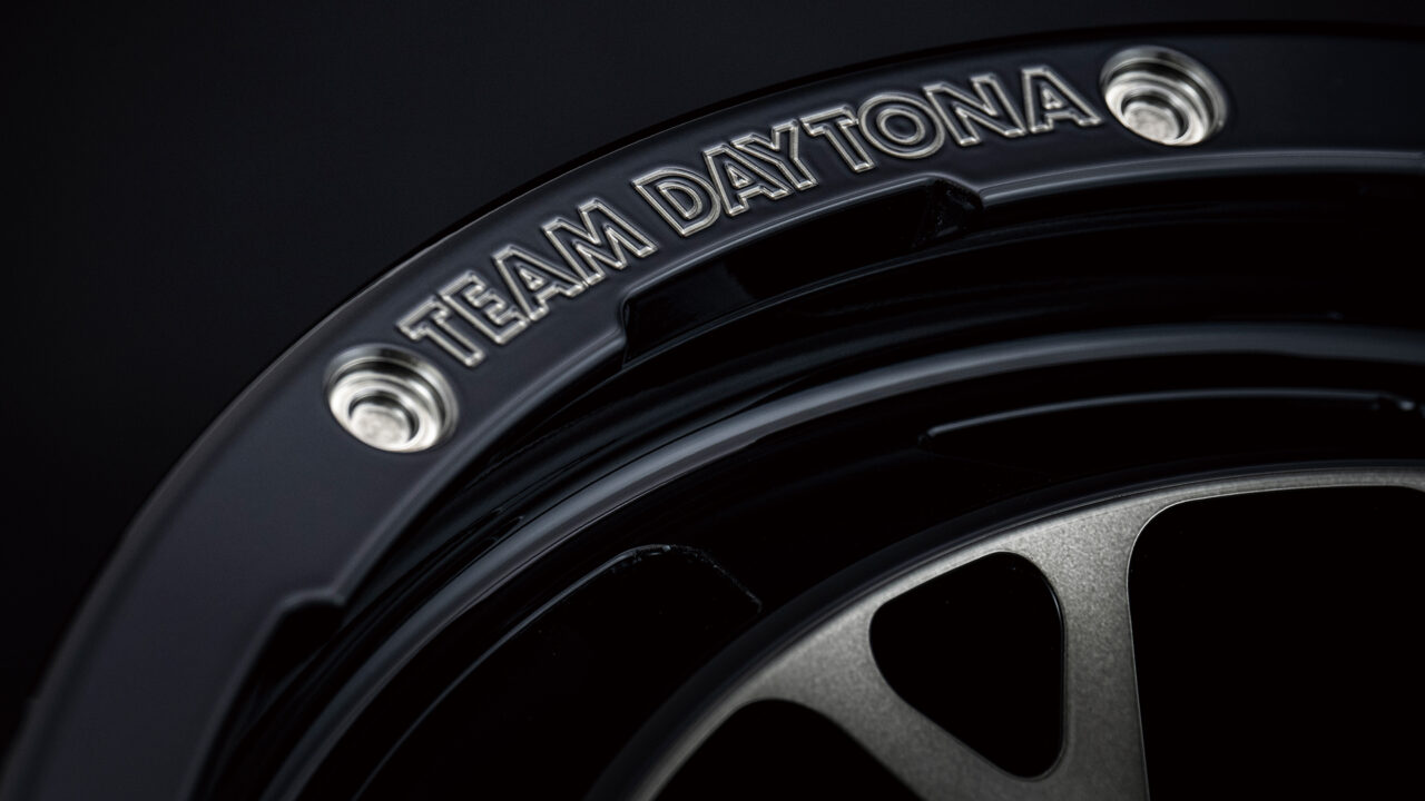【RAYS】名作メッシュの〝M9〟が新時代のスタンダードに新生「TEAM DAYTONA M9＋」｜LETS GO 4WD WEB
