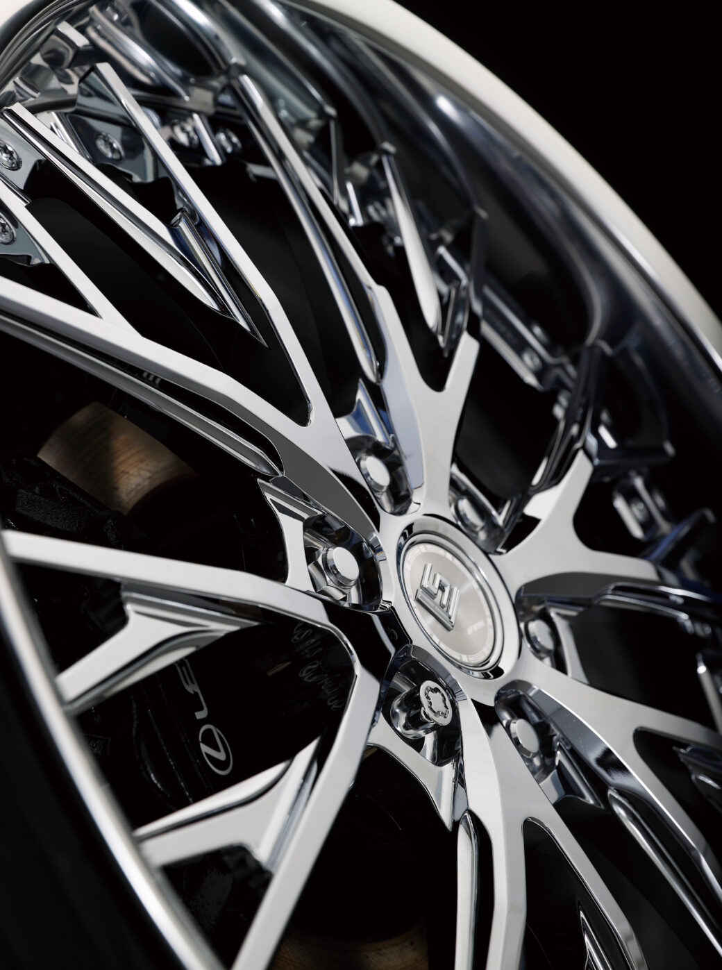 【WORK】LS（＝Luxury Style）の名の通りに満足度の高い鍛造ビレットディスクを採用した3ピースホイール降臨！｜LETS GO ...