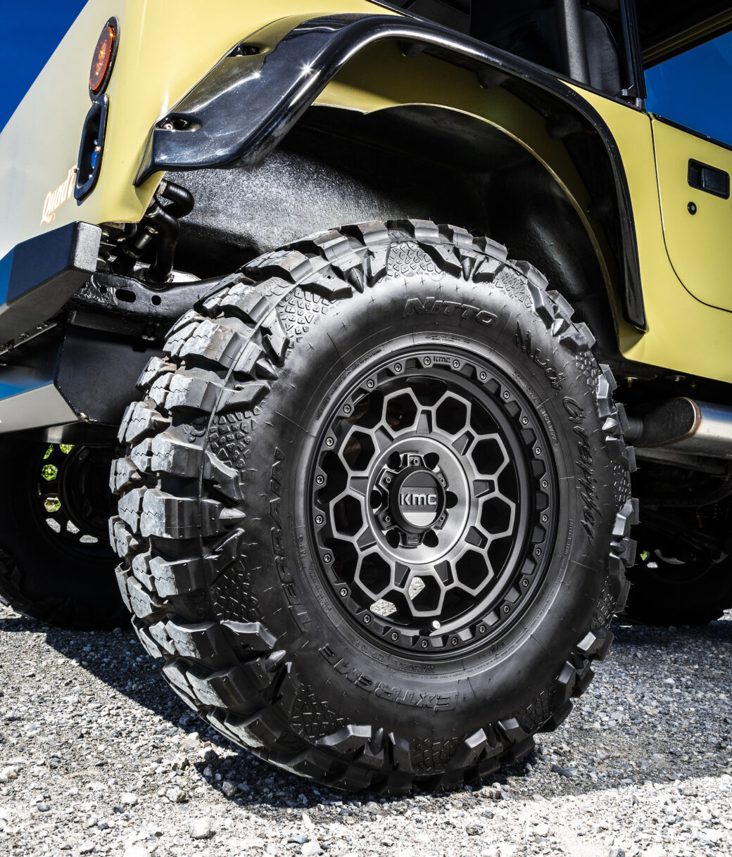 【KMC】足元の迫力が増幅するメカニカルな造形美「KM545 TREK」｜LETS GO 4WD WEB