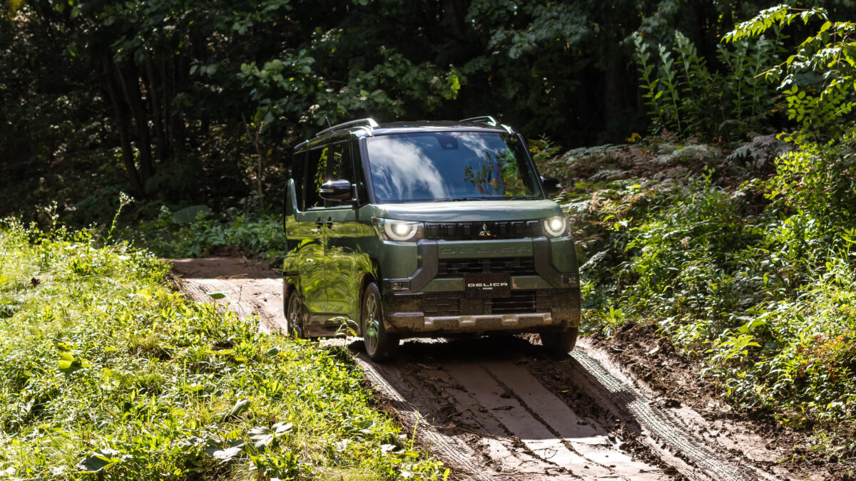 三菱現行4WDモデルイッキ試乗！デリカD:5・アウトランダーPHEV・デリカミニ！脈々と流れる三菱4WD技術の血｜LETS GO 4WD WEB