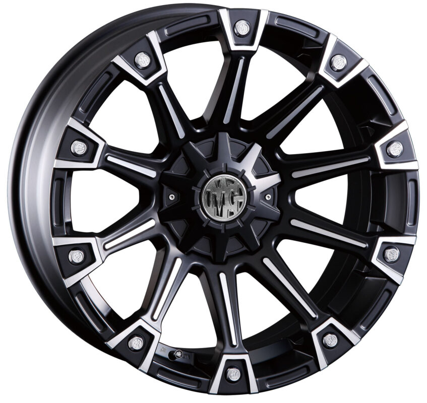 【CRIMSON】本格4WDらしさを引き出す、揺るぎない造形美「MG MONSTER」｜LETS GO 4WD WEB