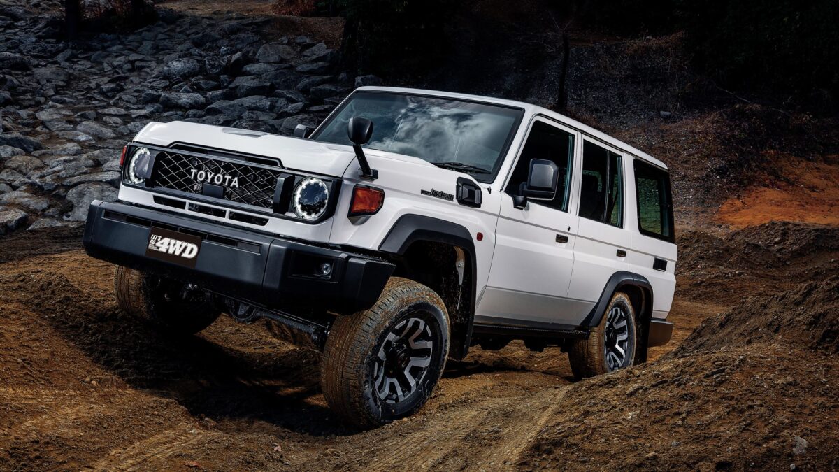 【MKW】無骨さを増幅するUSホイール代表・MKWオフロードから新ナナマルにターゲットを絞った本格派の「M205」が2月に発売！｜LETS GO 4WD WEB