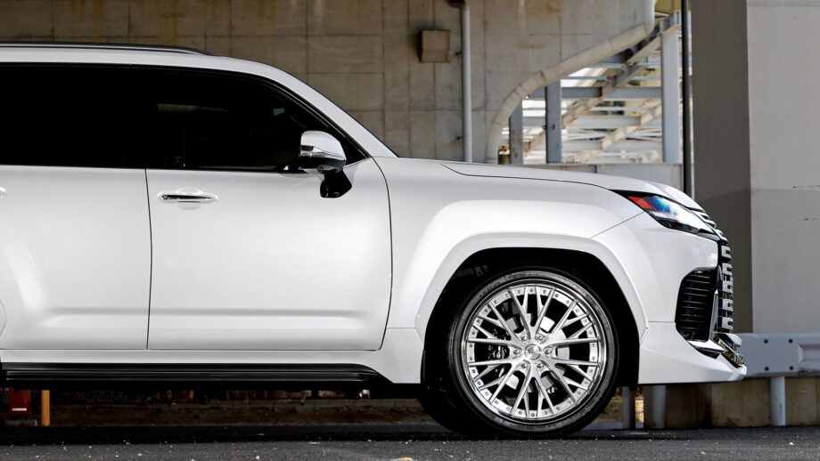 【WORK】LS（＝Luxury Style）の名の通りに満足度の高い鍛造ビレットディスクを採用する3ピースの至高の車輪「LS VAJRA ...