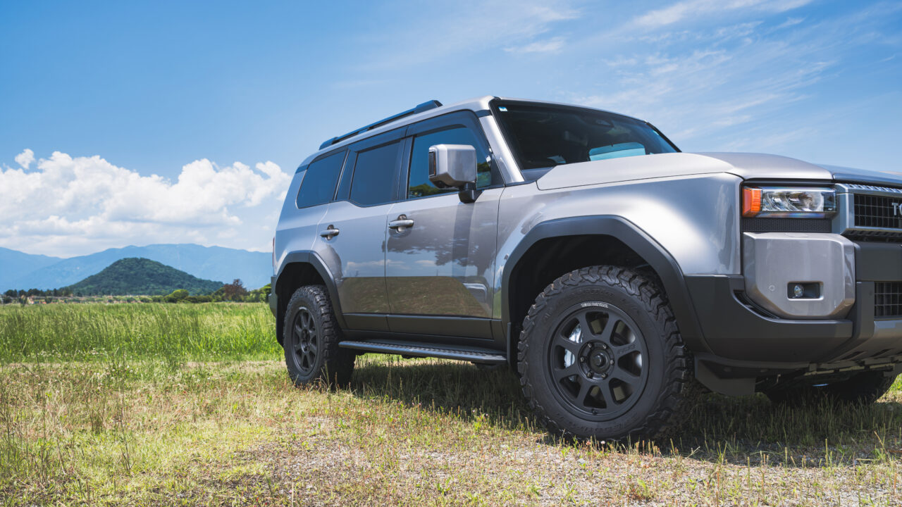 【RAYS】新世代ランドクルーザー250に合わせるアルミホイールはTEAM DAYTONA D108車検対応ドンピシャサイズがお勧め「TEAM DAYTONA D108」｜LETS GO ...