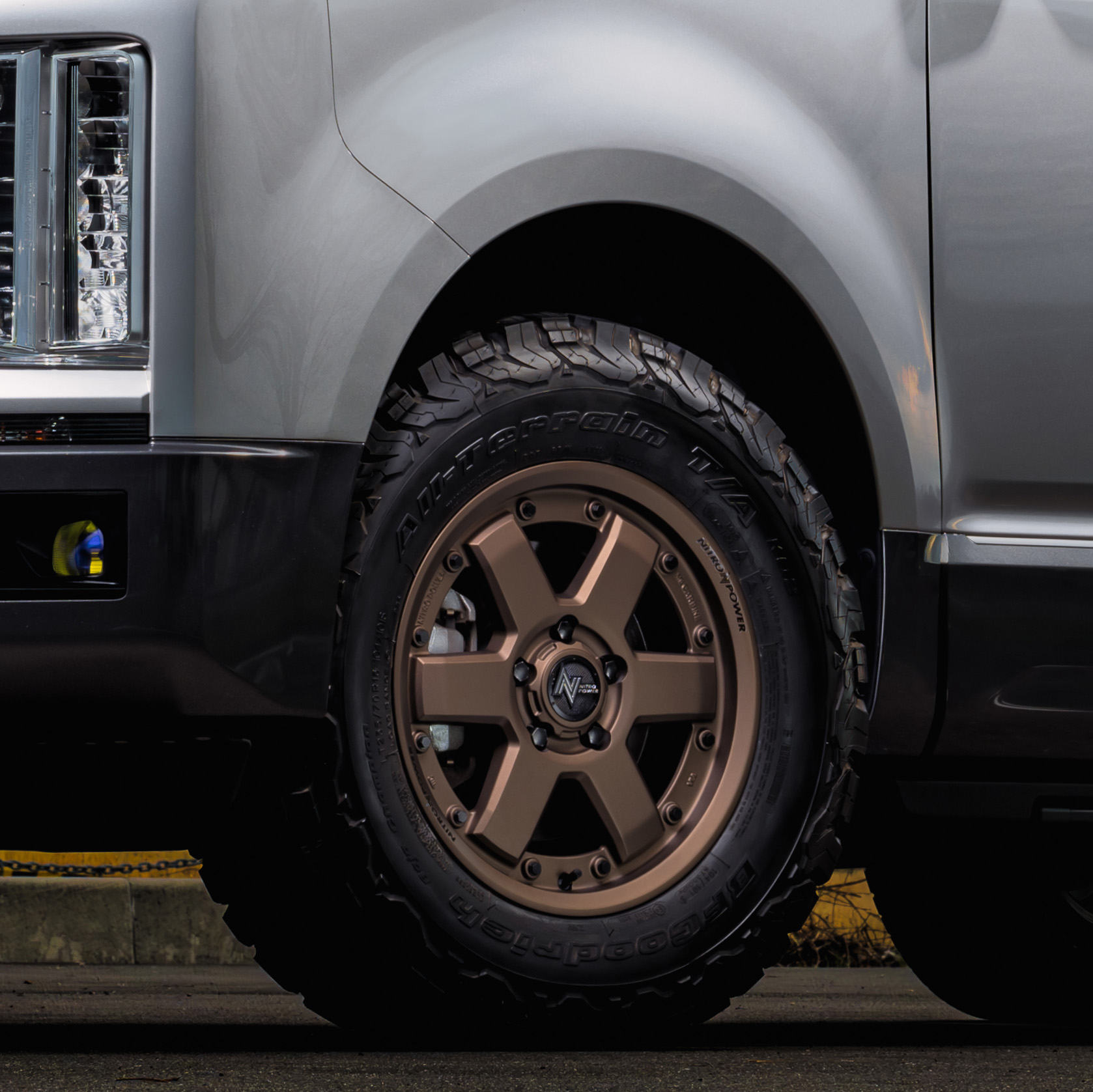 【MID ホイール】パワースポークデザインでヘヴィデューティ感をプラスする「NITRO POWER M6 CARBINE」｜LETS GO 4WD WEB