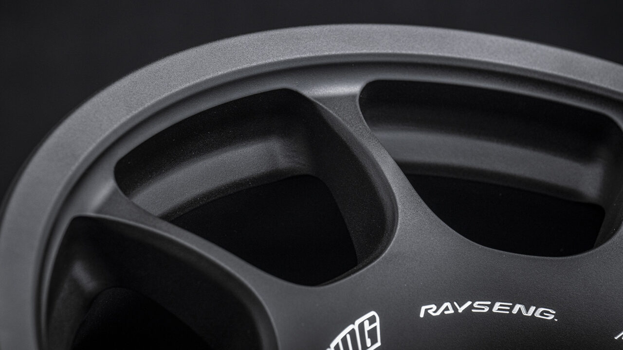 【RAYS】軽さと強さを高次元でバランス！ボルクレーシングに待望の新作「VOLK RACING ZE40X」｜LETS GO 4WD WEB
