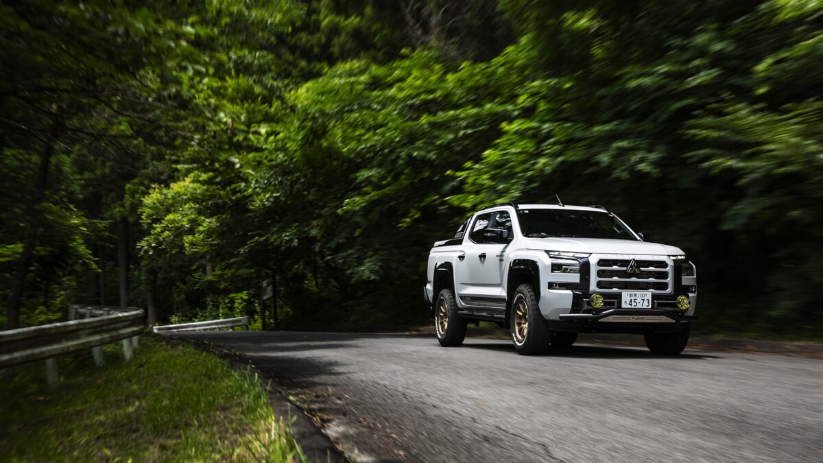 【JAOS】伝統のスタイルを継承した個性豊かなカスタムパーツ誕生｜LETS GO 4WD WEB