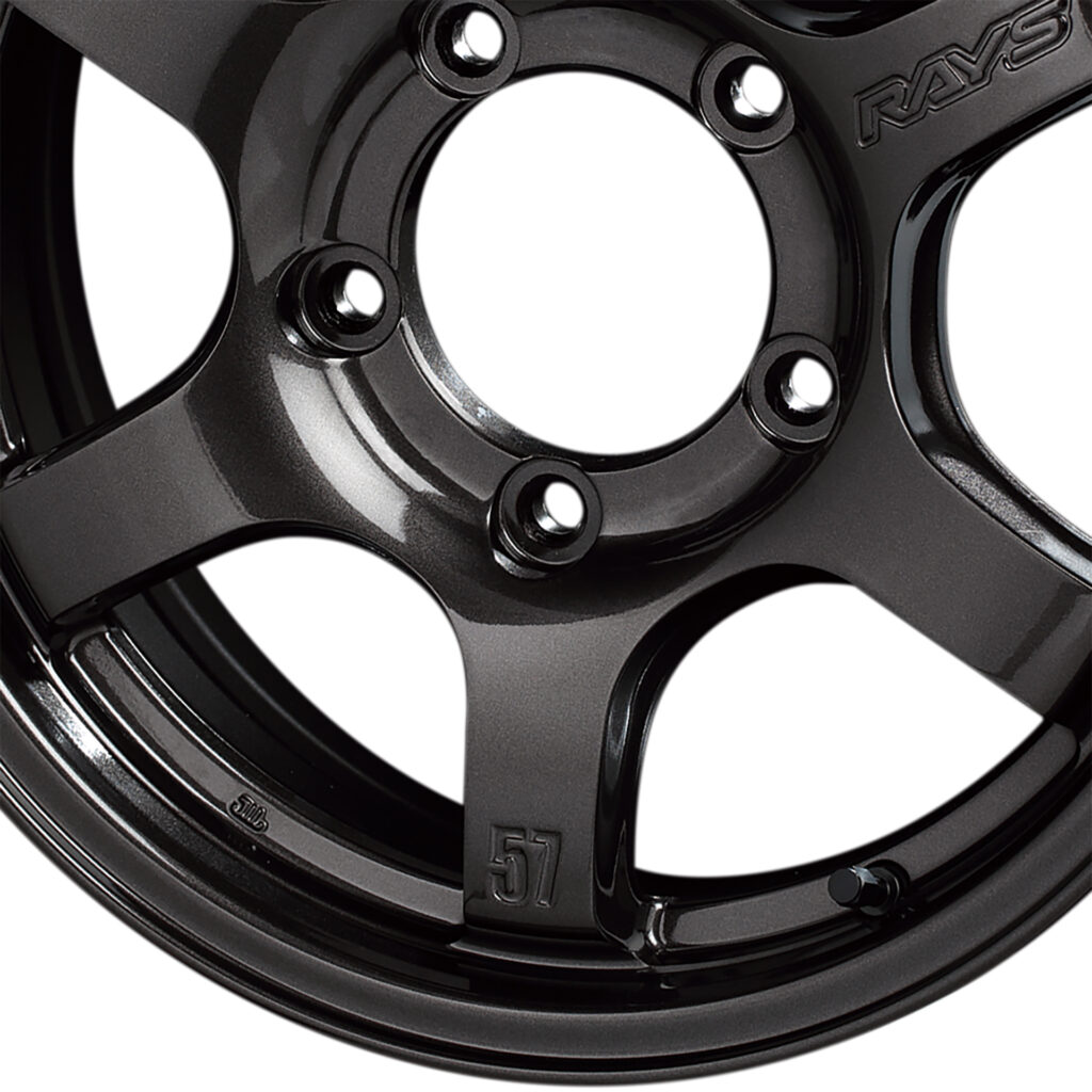 【RAYS】高性能スポーツホイール57DRをオフロード車両に最適化「gramLIGHTS 57DR-X」｜LETS GO 4WD WEB