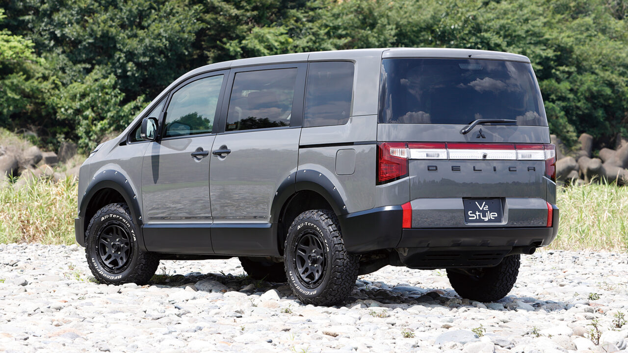 【V2 STYLE】シンプルなスタイルだが「色」でノーマルにはない個性を引き出す！自由なカスタムと安心感を提供！｜LETS GO 4WD WEB