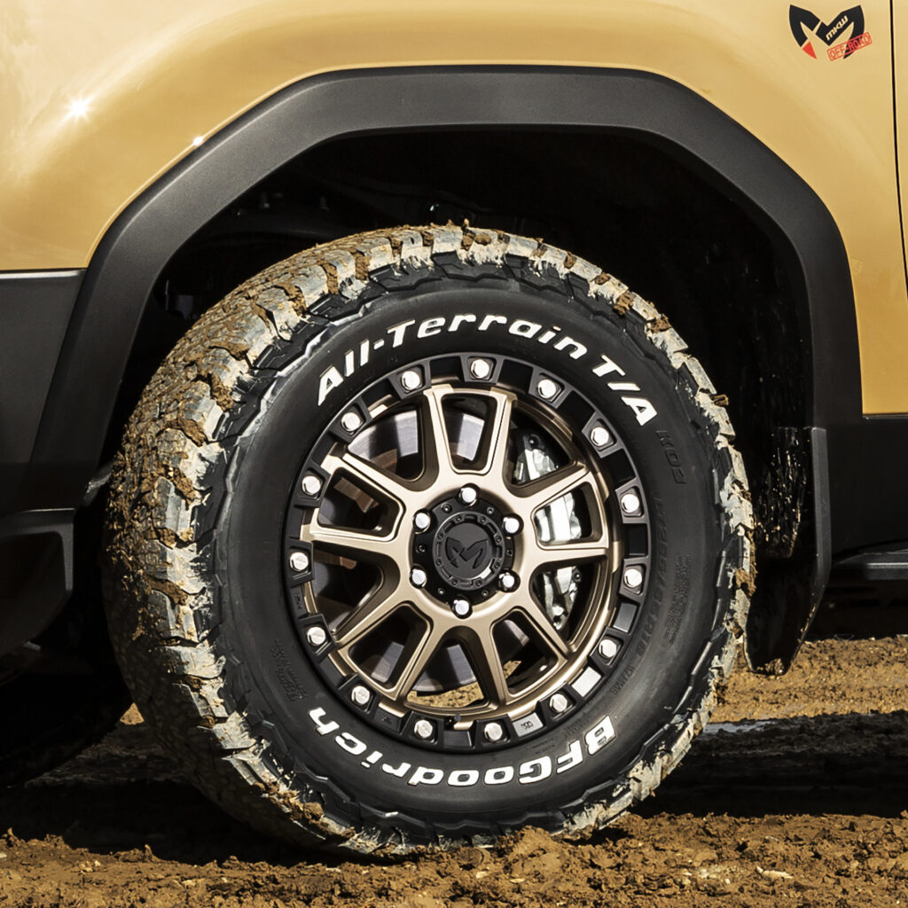 【MKW】MKWオフロードM205に待望のJPSpecが登場！「M205 JP Spec」｜LETS GO 4WD WEB