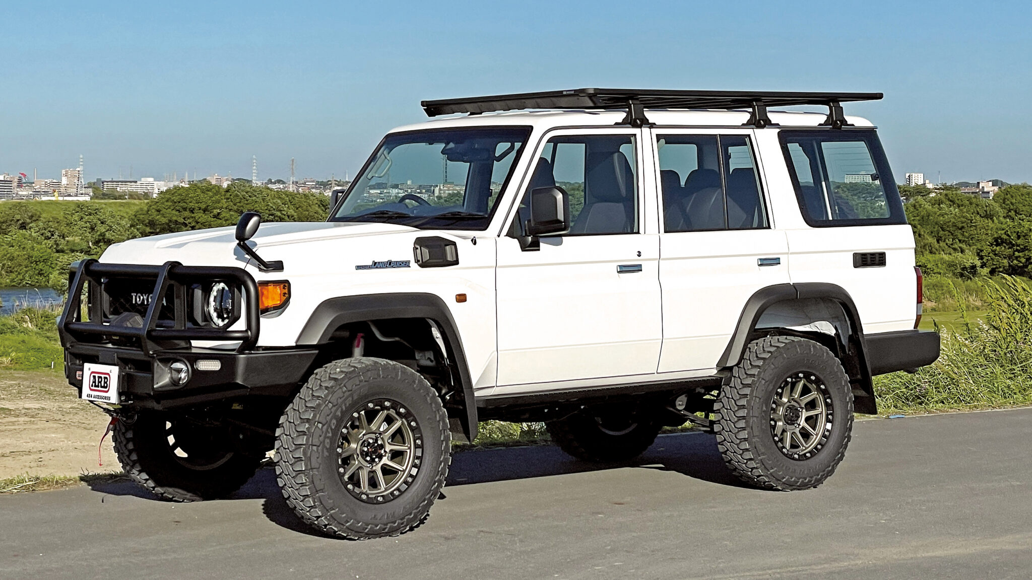 【flexdream】クラシックや本格四駆スタイル、さまざまなランクルを披露する！｜LETS GO 4WD WEB