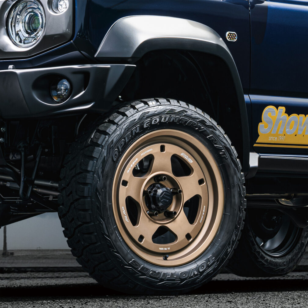 【RAYS】端正にまとめられたデザインが鍛造ならではの性能を引き出す「A-LAP-05X」｜LETS GO 4WD WEB