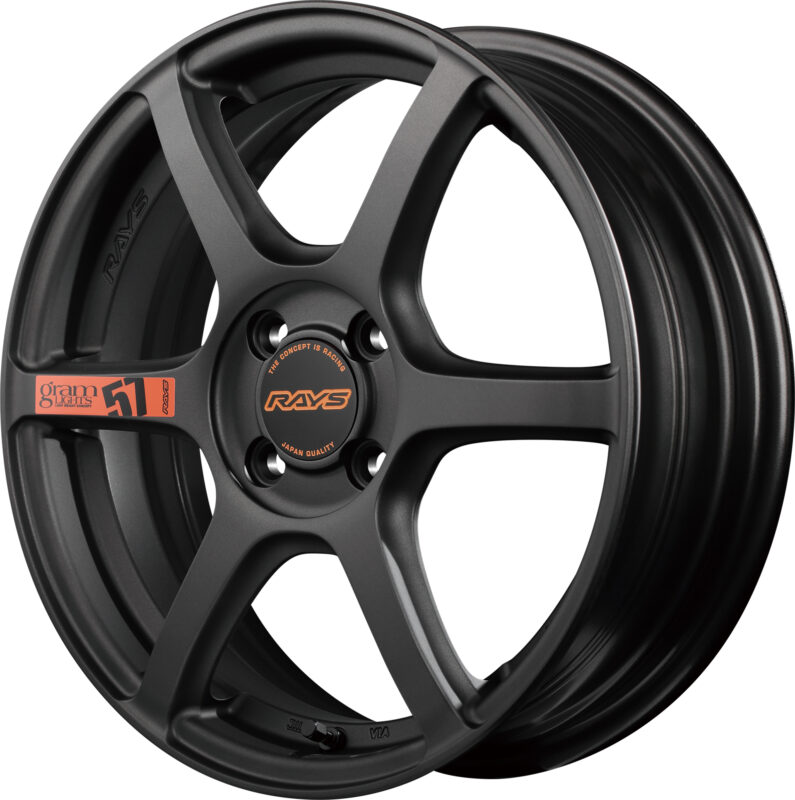 【RAYS】足もとをアグレッシブに仕立てる王道の6スポークデザイン「gramLIGHTS 57C6 SPEC D」｜LETS GO 4WD WEB