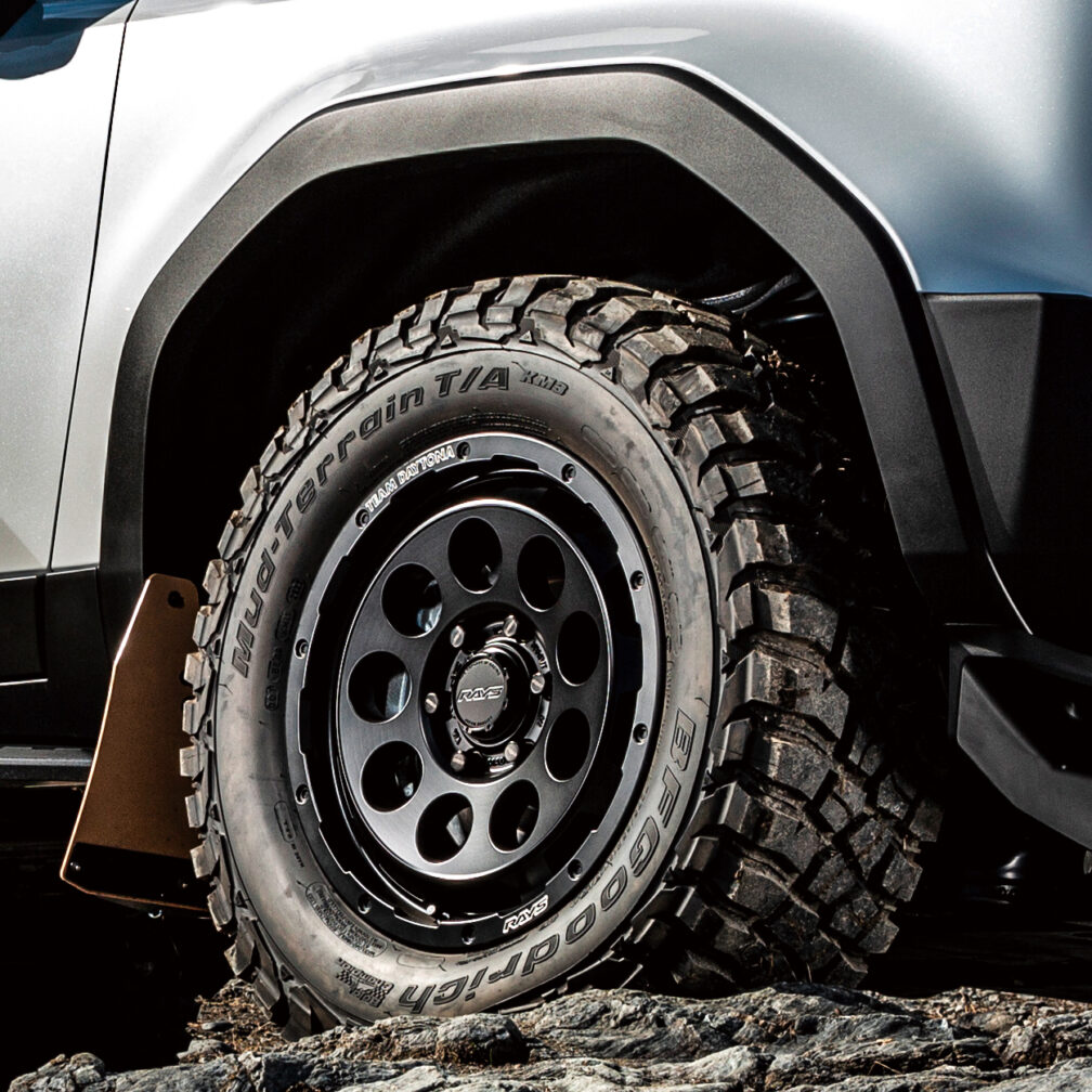 【RAYS】ギミックを凝縮させた新時代のホイール「TEAM DAYTONA D9」｜LETS GO 4WD WEB